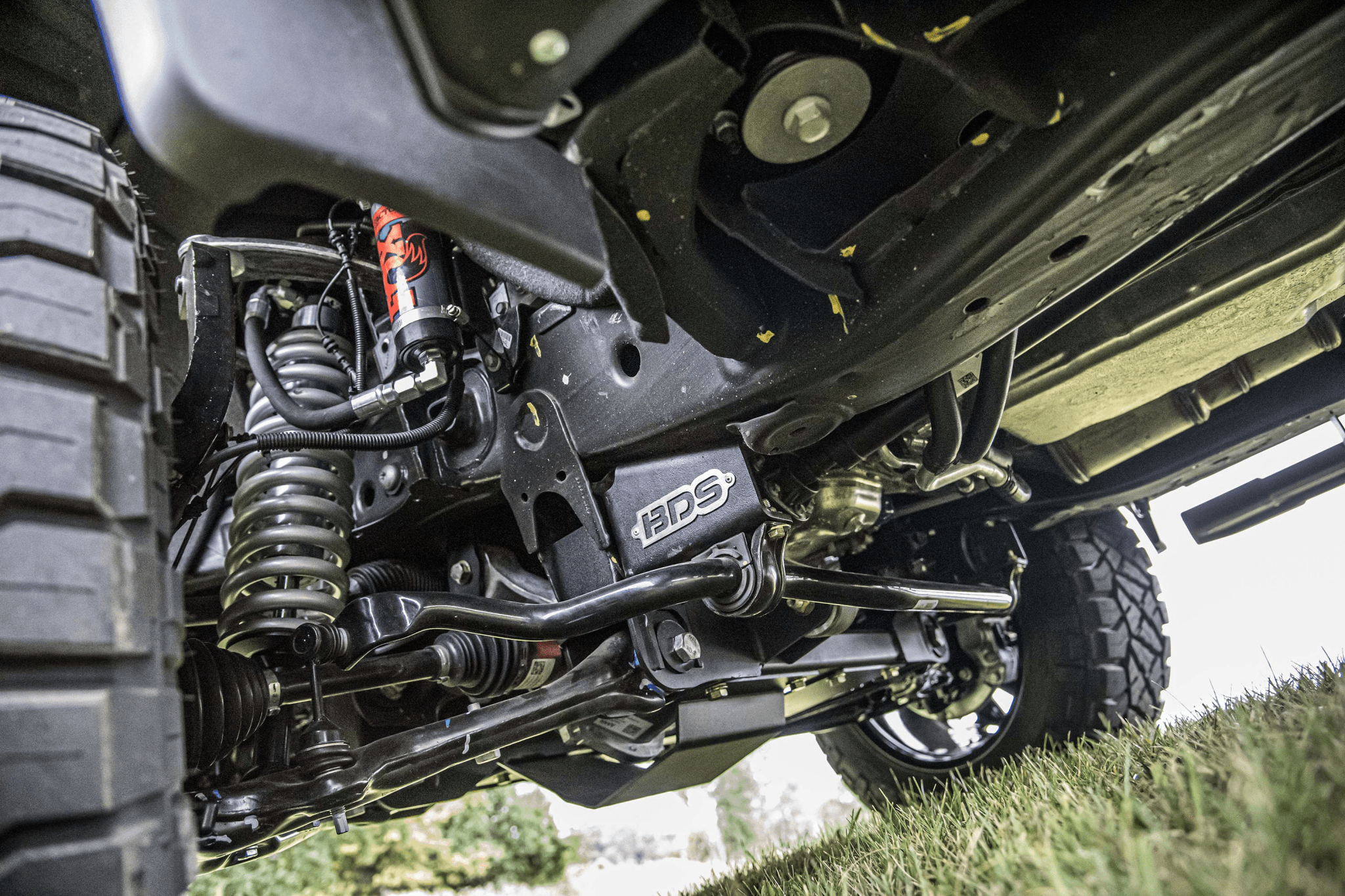 BDS 4 Inch Lift Kit | FOX 2.5 Performance Elite Coil-Over | Chevy Silv ...
